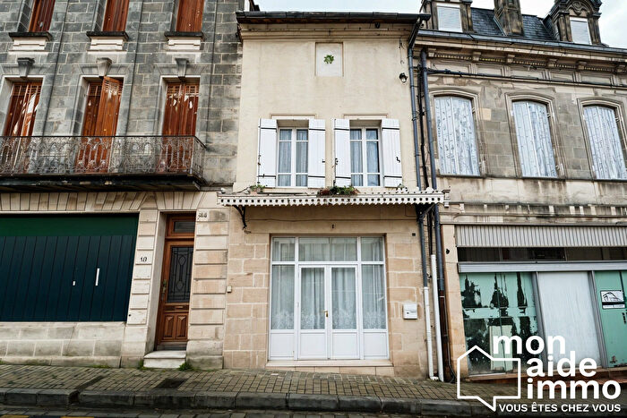 Maison à vendre - Coutras - 4 pièces - 3 chambres