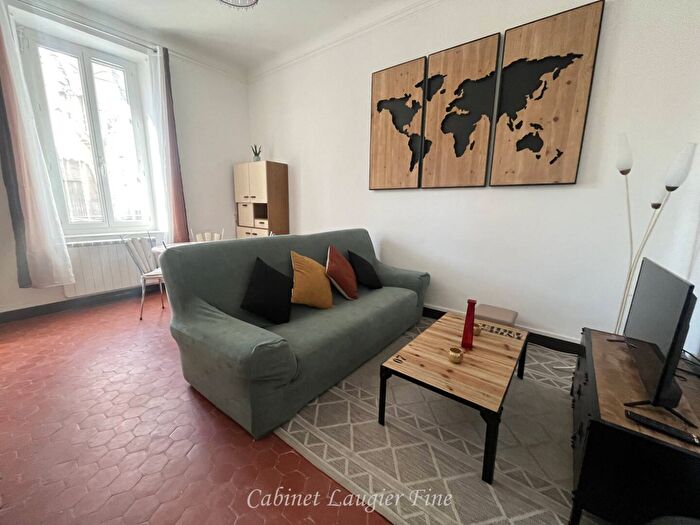 Appartement à louer - Marseille ème arrondissement - 3 pièces - 2 chambres