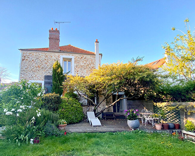Crespières : Maison 6 pièces à vendre
