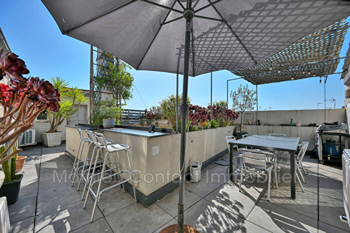 Appartement 3 pièces à Nîmes, Ecusson, Arènes, à vendre