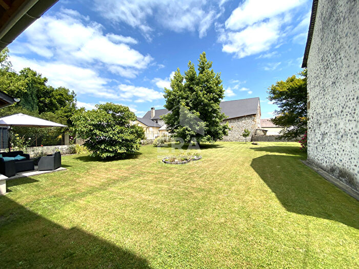 Maison à vendre - Lestelle-Bétharram - 4 pièces - 3 chambres