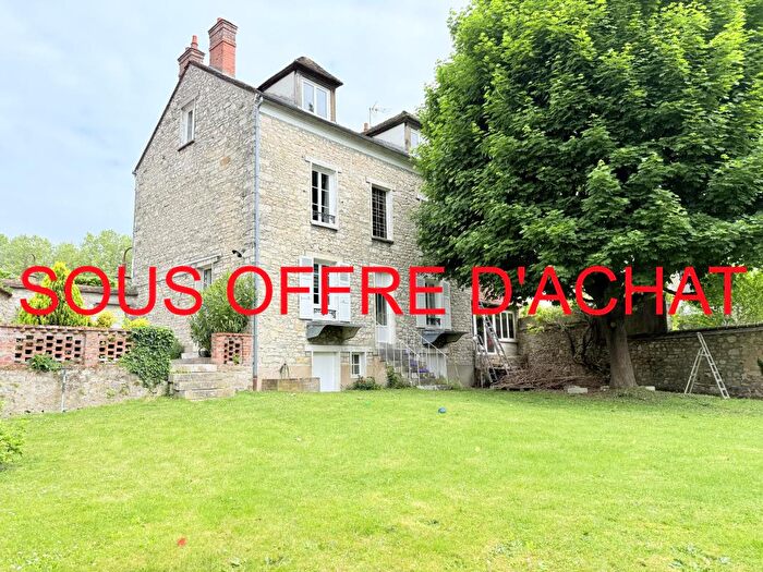 Maison à vendre - Saint-Pierre-lès-Nemours - 7 pièces - 4 chambres