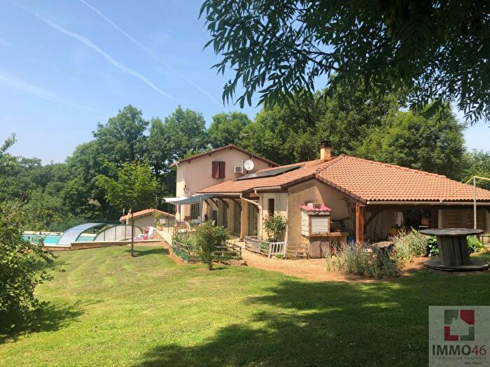 Maison à vendre - Lavergne - 8 pièces - 5 chambres