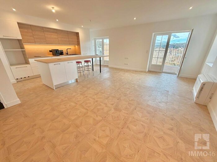 Appartement à vendre - Cahors, Centre-ville - 3 pièces - 2 chambres