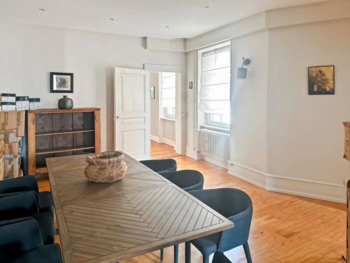 Appartement à vendre - Colmar, Centre-ville - 7 pièces - 4 chambres