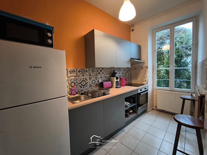 Maison à louer - Niort, Centre-ville - 5 pièces - 4 chambres