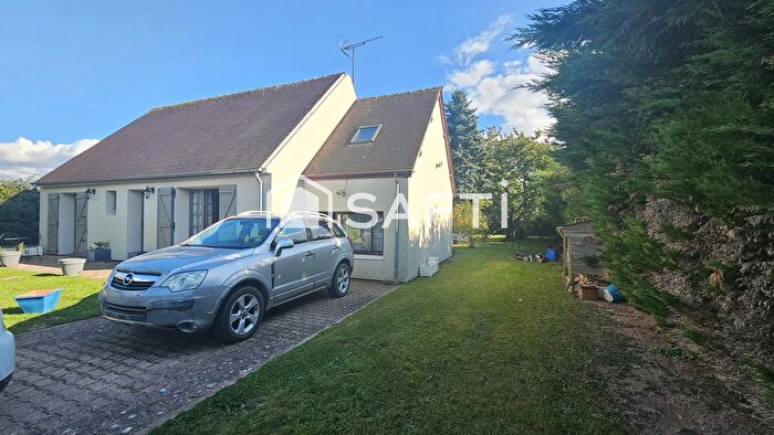Beauficel-en-Lyons : Maison 5 pièces à vendre