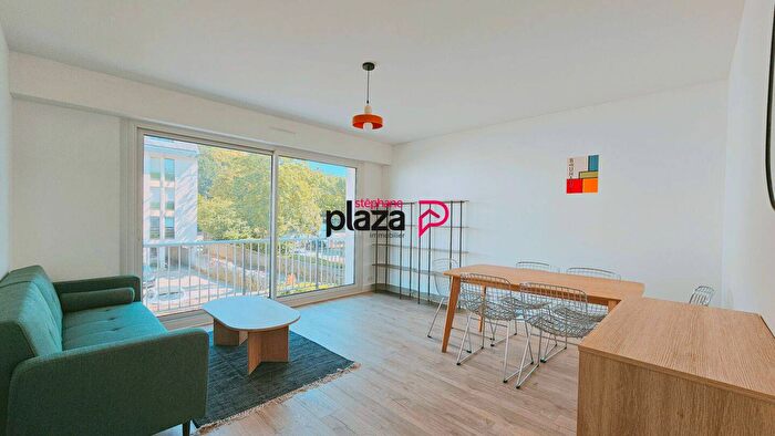Centre Ville, Quimper : Appartement 3 pièces à louer