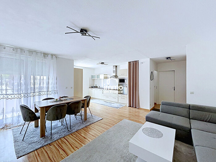 Appartement 2 pièces à Saint-Genis-Pouilly, à vendre