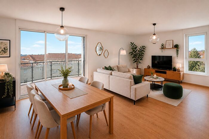 Mittelhausbergen : Maison 4 pièces à vendre