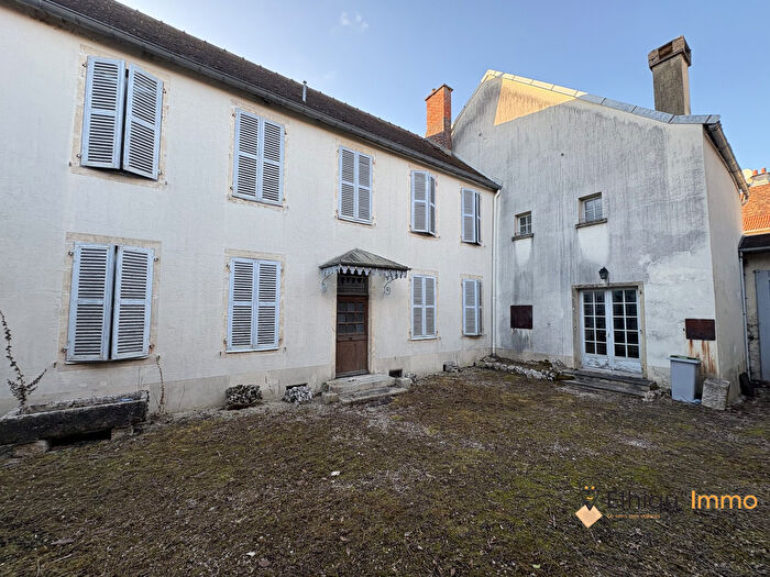 Maison à vendre - Gyé-sur-Seine - 8 pièces - 4 chambres