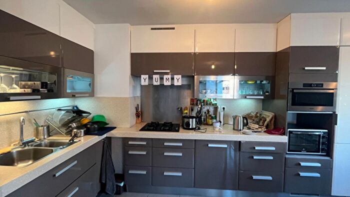 Appartement à vendre - Grenoble - 6 pièces - 5 chambres