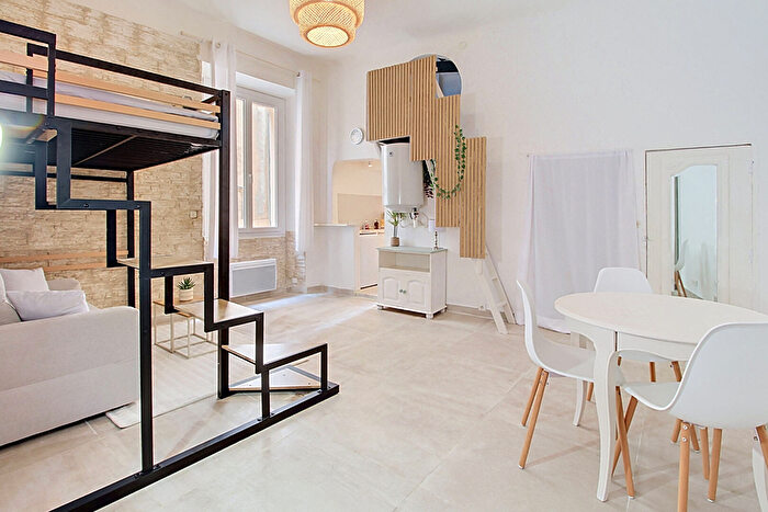 Draguignan, Centre-ville historique - Appartement 1 pièce à louer