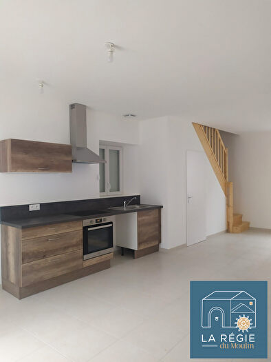 Appartement à louer - Saint-André-le-Gaz - 3 pièces - 2 chambres