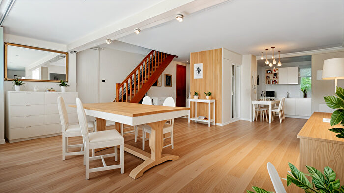 Maison à vendre - Feucherolles - 7 pièces - 4 chambres