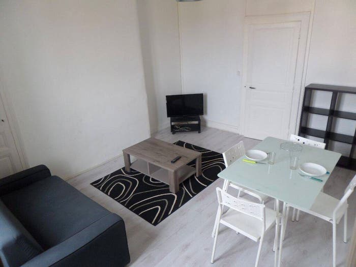Louyat, Limoges : Appartement 2 pièces à louer