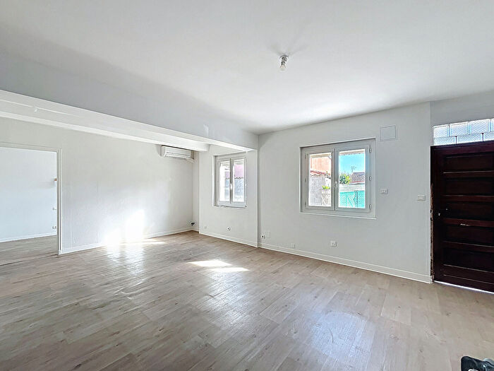 Appartement à louer - Saint-Jean-Pla-de-Corts - 3 pièces - 2 chambres