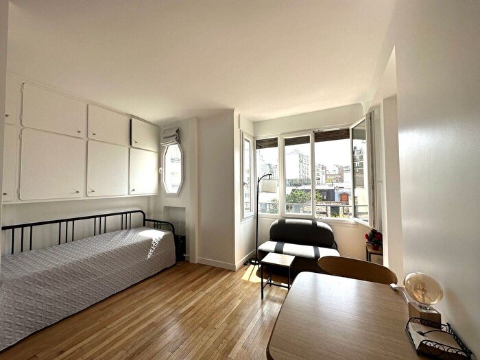 Appartement 1 pièce à louer à Auteuil Sud, Paris 16ème arrondissement
