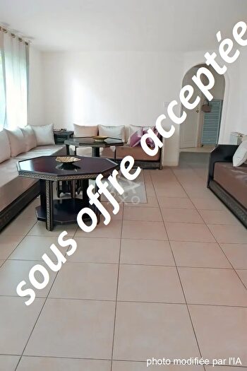 Maison à vendre - Saint-André-de-Sangonis - 6 pièces - 4 chambres