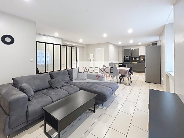 Hayange, Centre-ville - Appartement 3 pièces à louer