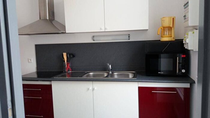 Appartement à louer - La Gare, Libourne - 1 pièce