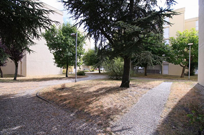 Talence, Centre-ville, Université, Lycée - Appartement 3 pièces à louer