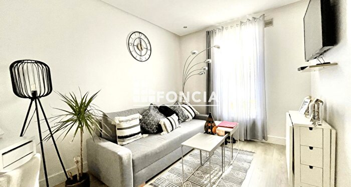 Appartement à vendre - Vaujours - 2 pièces - 1 chambre