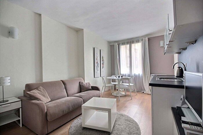 Appartement à louer - Sentier-Bonne Nouvelle, Paris ème arrondissement - 1 pièce