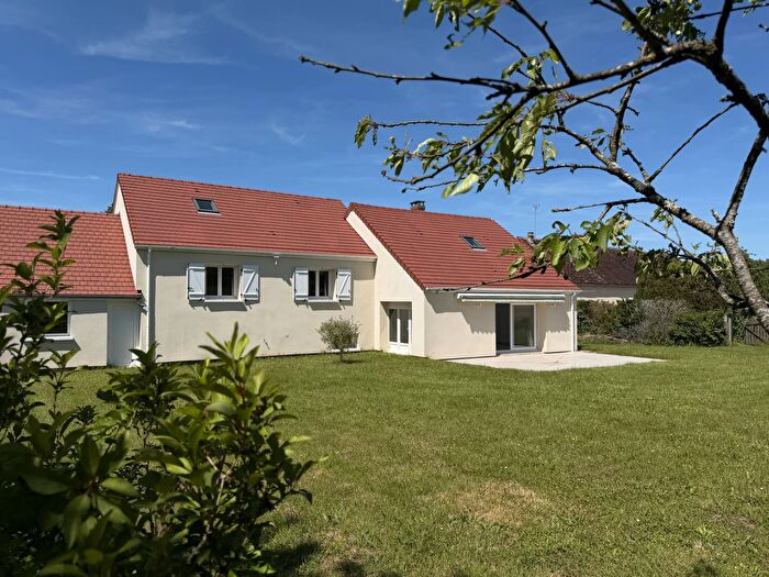 Maison 7 pièces à vendre à Charbuy