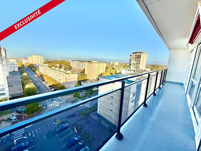 Appartement à vendre - Melun, Saint-Liesne - 4 pièces - 3 chambres