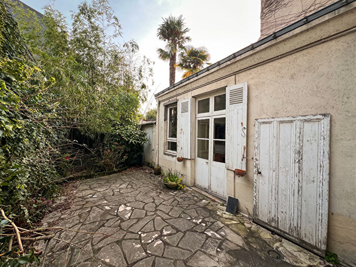 Maison à vendre - Angers, Centre-ville, La Fayette - 9 pièces - 5 chambres