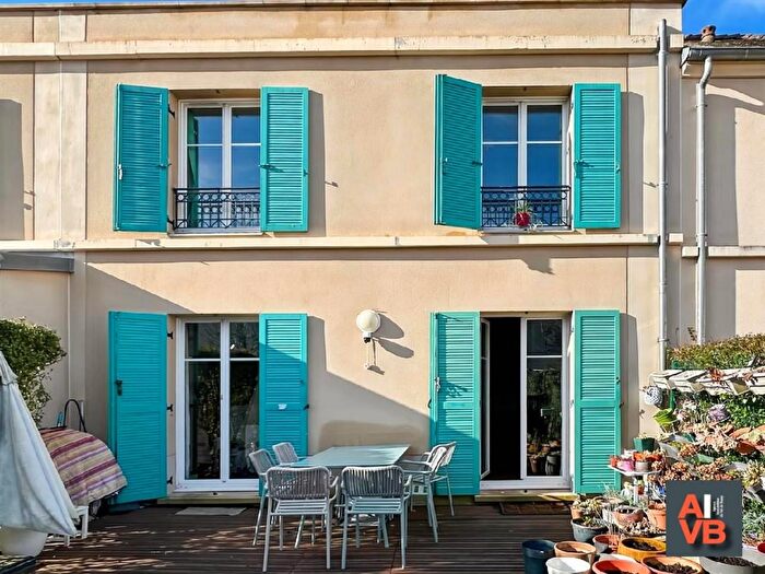 Maison à vendre - Bussy-Saint-Georges - 5 pièces - 4 chambres