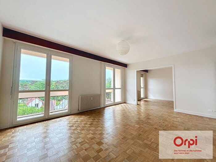 Appartement 4 pièces à Saint Jean, Montluçon, à louer
