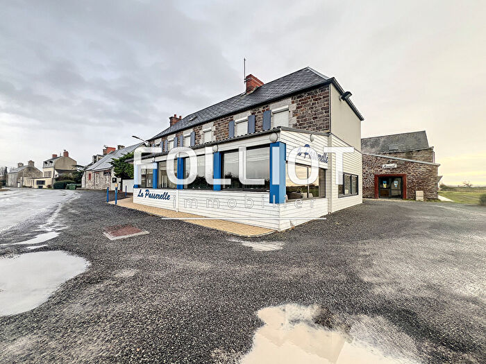 Maison à vendre - Bricqueville-sur-Mer - 7 pièces - 5 chambres