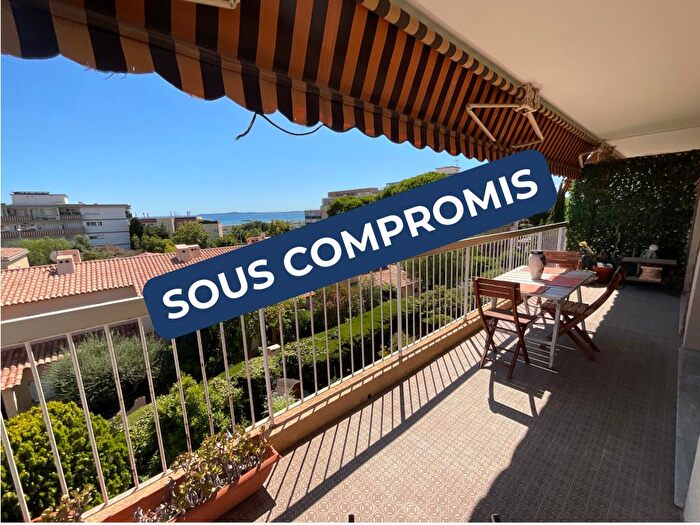 Appartement à vendre - Saint-Laurent-du-Var, Galinières, Pomarels - 3 pièces - 2 chambres