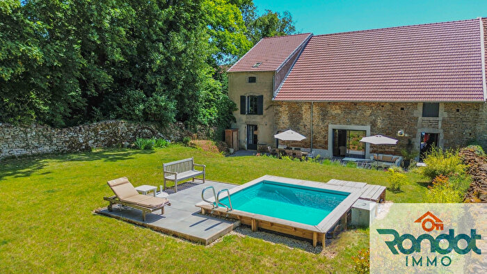 Saint-Broingt-les-Fosses - Maison 9 pièces à vendre
