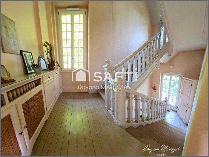 Appartement à vendre - Villennes-sur-Seine - 5 pièces - 3 chambres