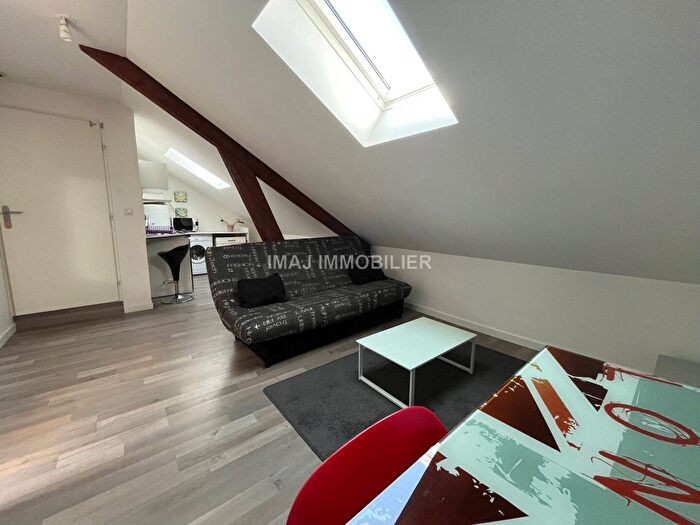 Appartement à louer - Rive Gauche-Chipotte, Épinal - 1 pièce