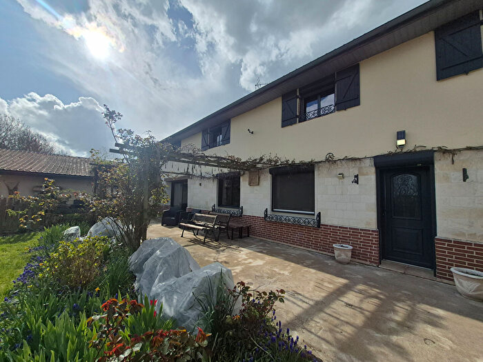 Maison à vendre - Berneville - 6 pièces - 5 chambres