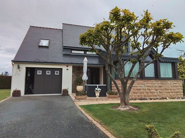 Maison 6 pièces à vendre à Langonnet