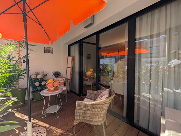 Appartement à vendre - Arcachon, Centre-ville, La Chapelle, Gare - 4 pièces - 2 chambres