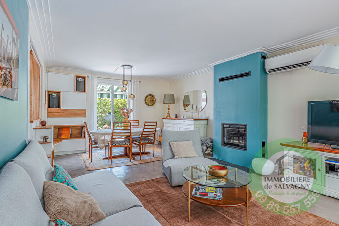 Charbonnières-les-Bains : Maison 6 pièces à vendre