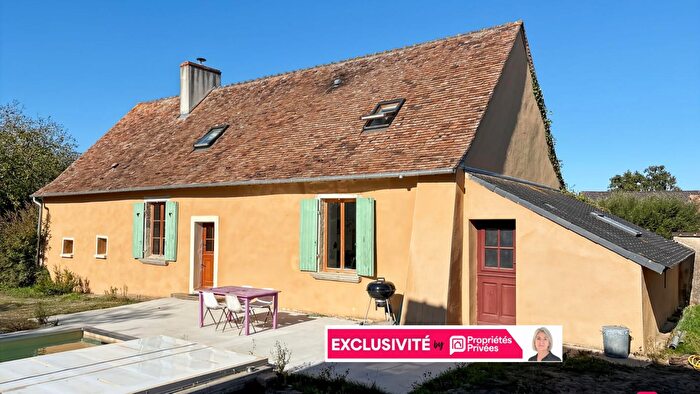 Avoise : Maison 7 pièces à vendre