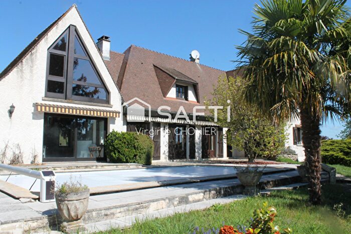 Saint-Rémy-en-Rollat : Maison 6 pièces à vendre