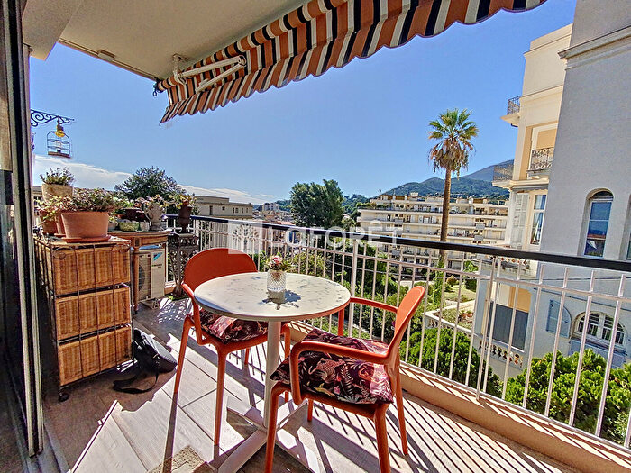 Appartement à vendre - Menton, Hôtel de Ville, Vieille Ville, Musée, Madone, Carnolès - 1 pièce