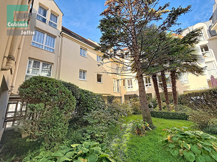 Fontainebleau, Centre-ville - Appartement 1 pièce à vendre