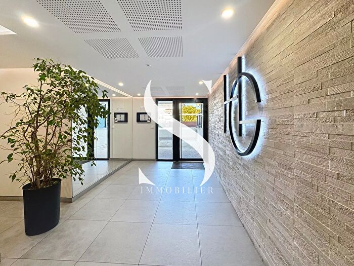 Vallauris, Le Val dOr, Fournas, Ferratone - Appartement 3 pièces à vendre