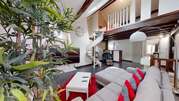 Appartement à louer - Mairie-Centre Nord, Nemours - 5 pièces - 2 chambres