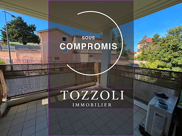 Appartement à vendre - Saint-Laurent-de-Mure - 3 pièces - 2 chambres