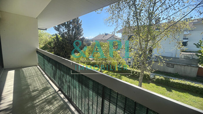 Thonon-les-Bains, Ouest : Appartement 3 pièces à vendre